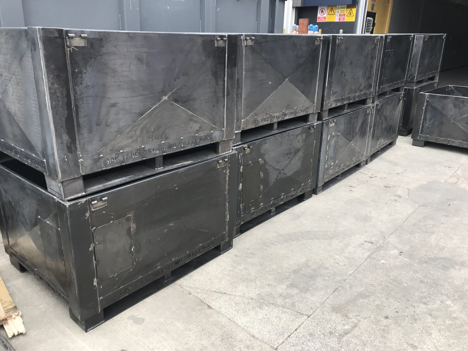 NUCLEAR WASTE BOX WITH LID – H.M.B Industrial Ltd.