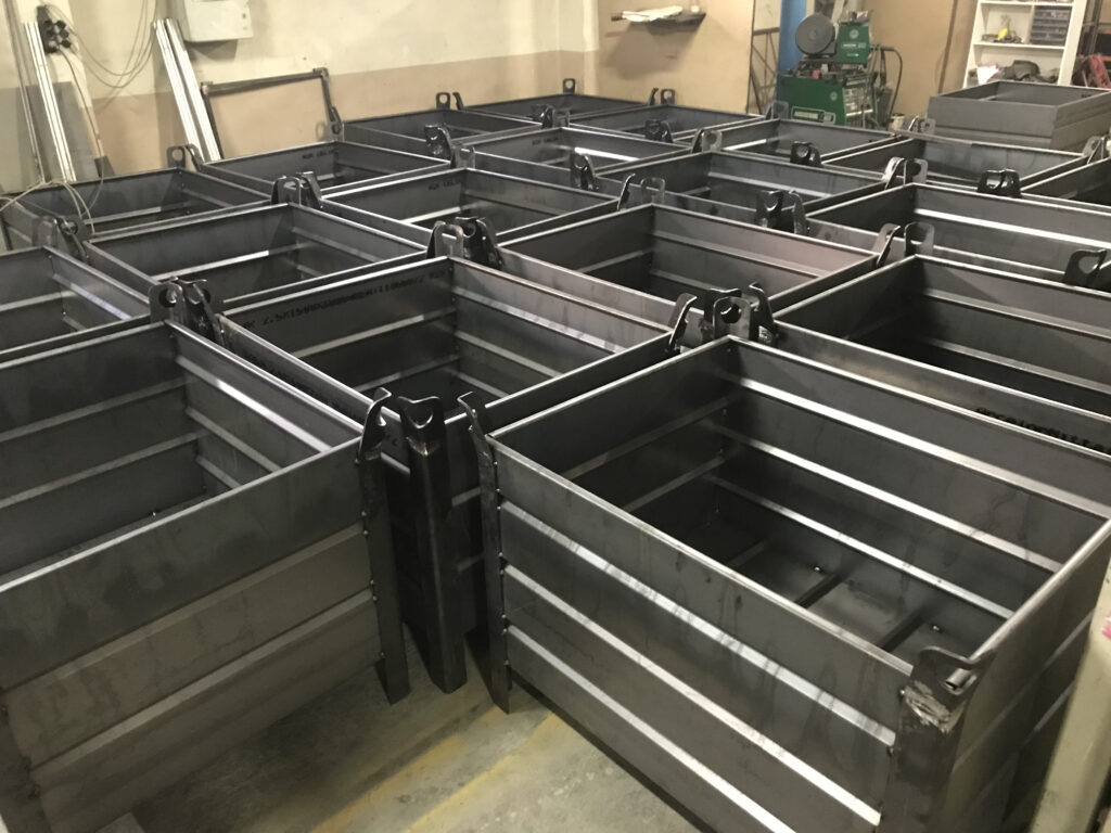 CARRYING BOX – H.M.B Industrial Ltd.